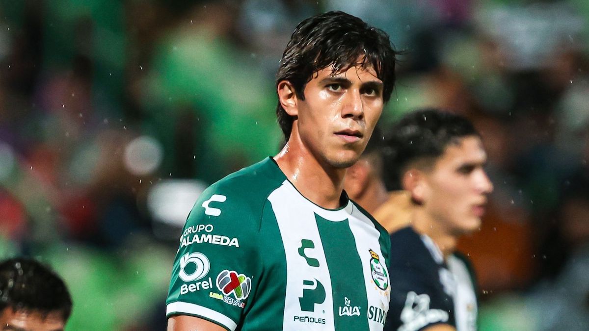 Santos rescinde el contrato de J.J. Macías, quien estaría cerca del retiro
